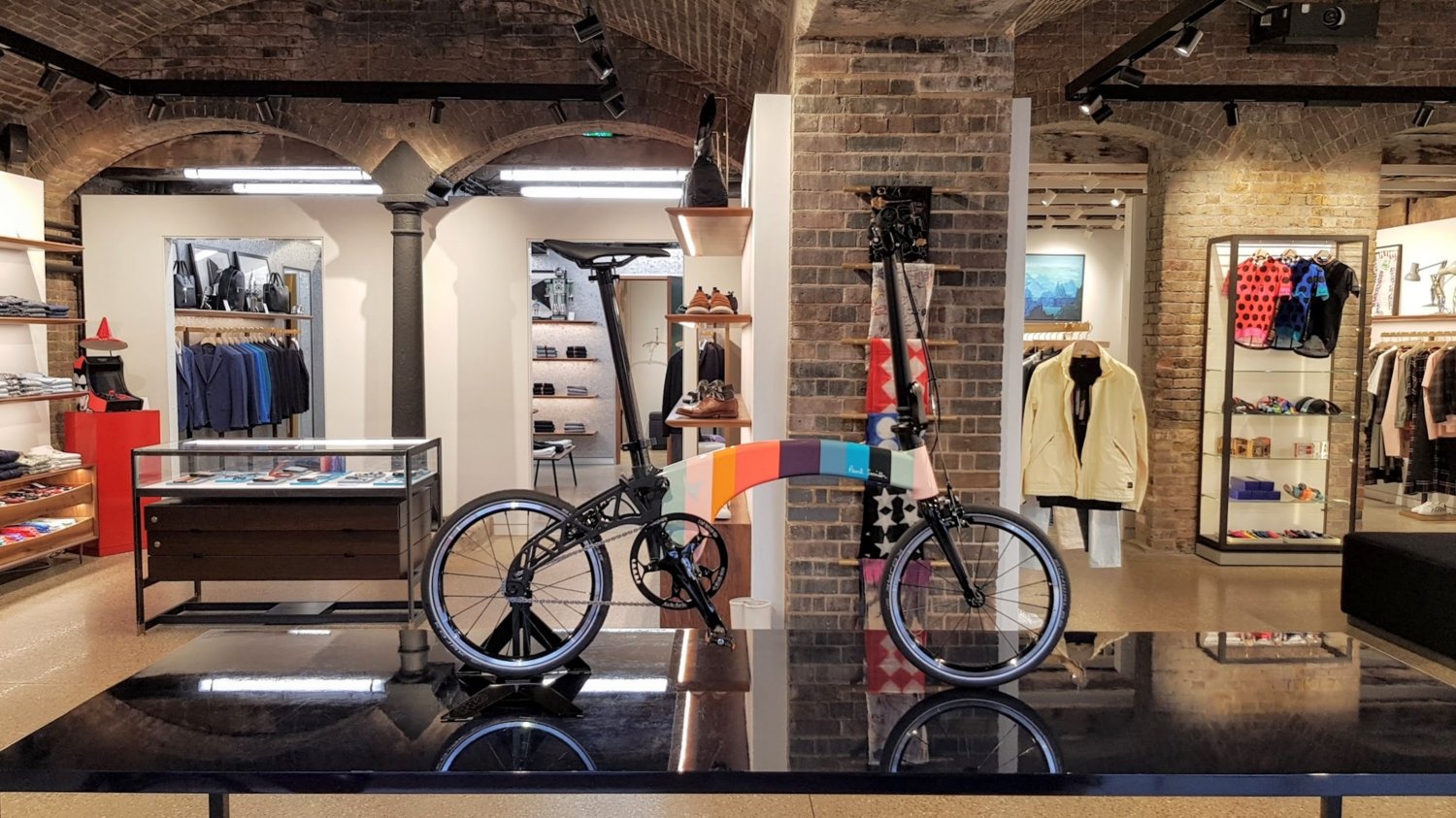 Paul Smith Bike Collaboration – Prodrive Folding Bike