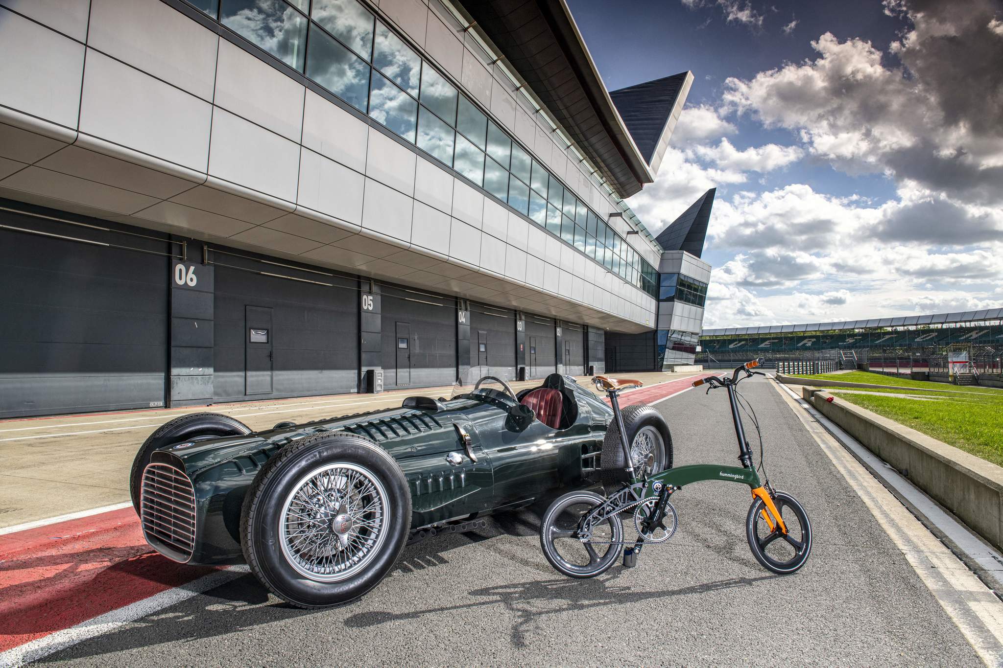 Latest Collab: British Racing Motors – Prodrive Folding Bike